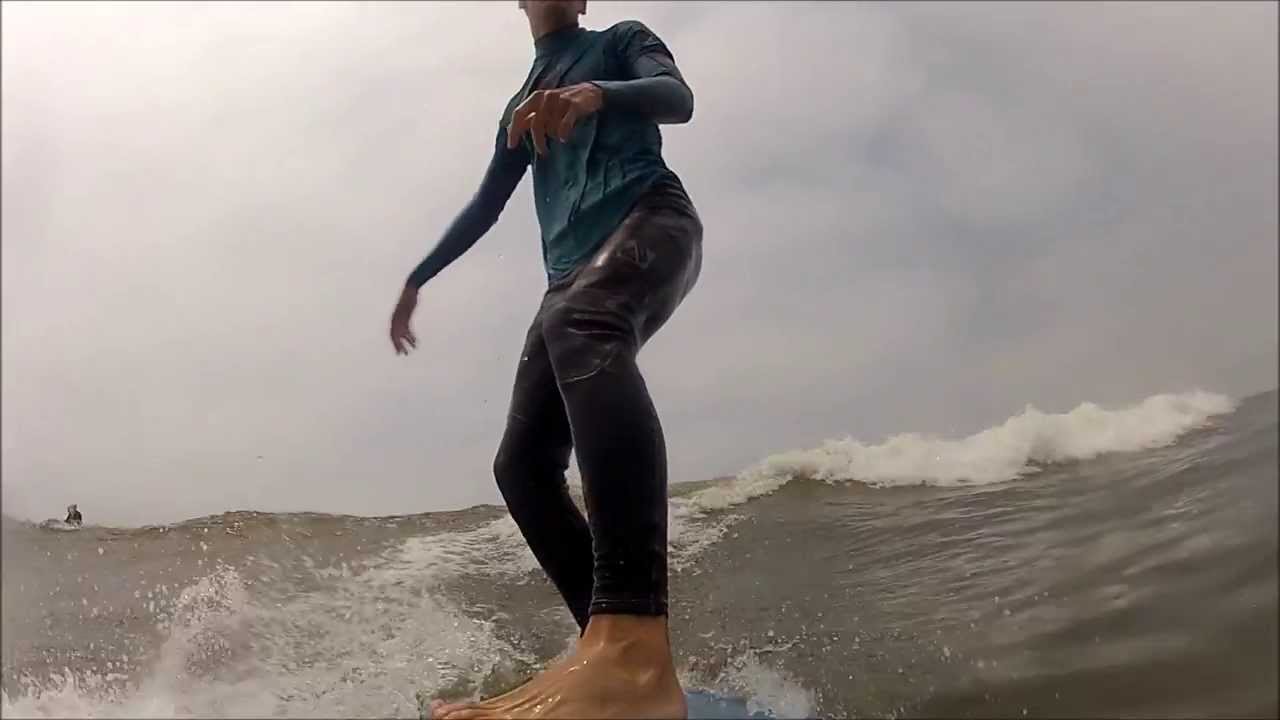 Surfing Lima (Perú, Costa Verde, Playa Makaha) - YouTube