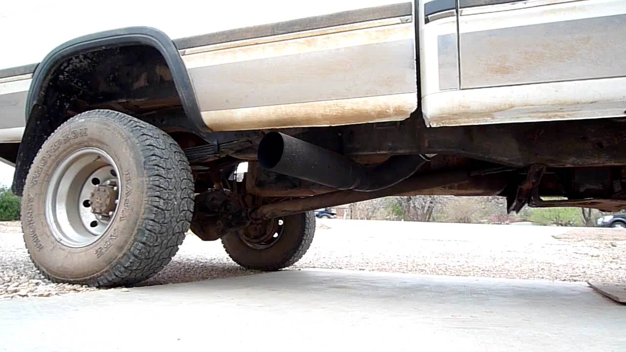 92 W250 Cummins HX-40 whistle - YouTube