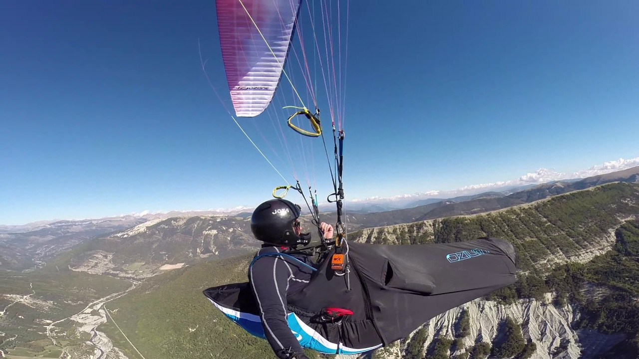 Paragliding XC Cats cradel Saint Andre Les Alpes - YouTube
