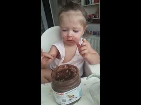 Zeynep in  Nutella ile tanışması