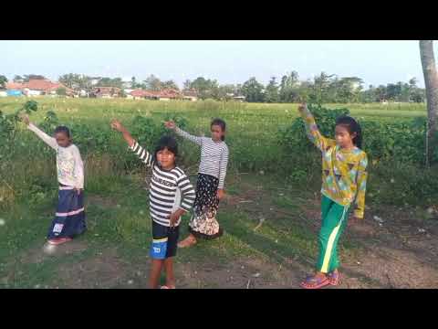 Tugas mata kuliah pendidikan seni di SD | Hadiana ismaya | judul lagu Boogie woogie_kids song