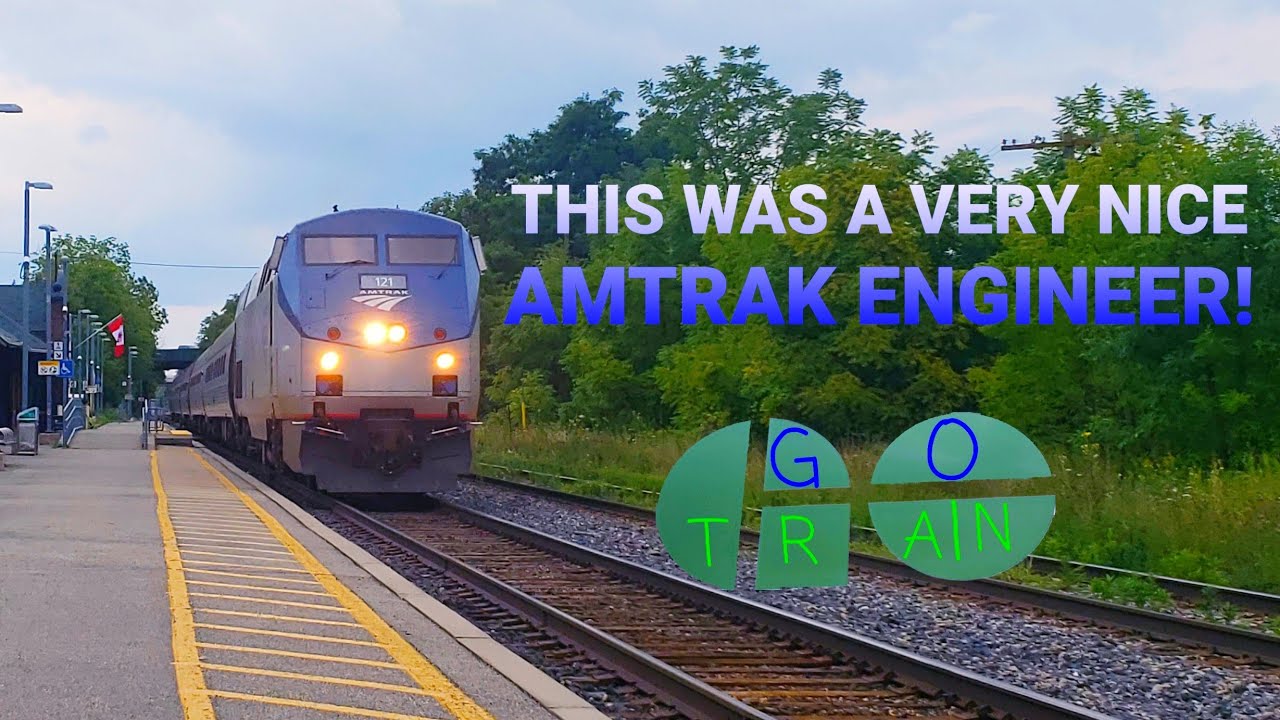 This Amtrak engineer honked the most times yet!| It was great! AMTRAK ...