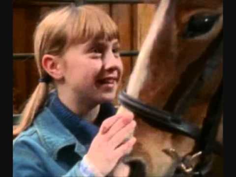 Sophie Bennett - YouTube