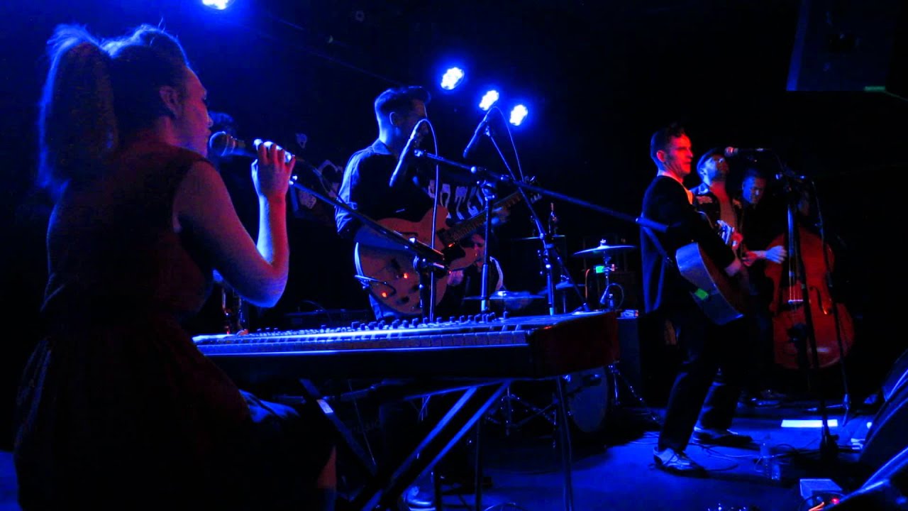 Hannah Rickard and the Relatives - YouTube