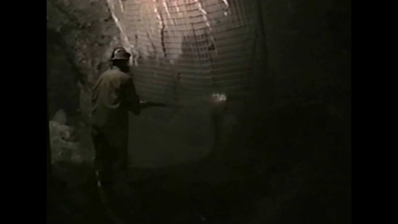 Shotcrete in a Mine - REED LOVA Gunite Machine - YouTube