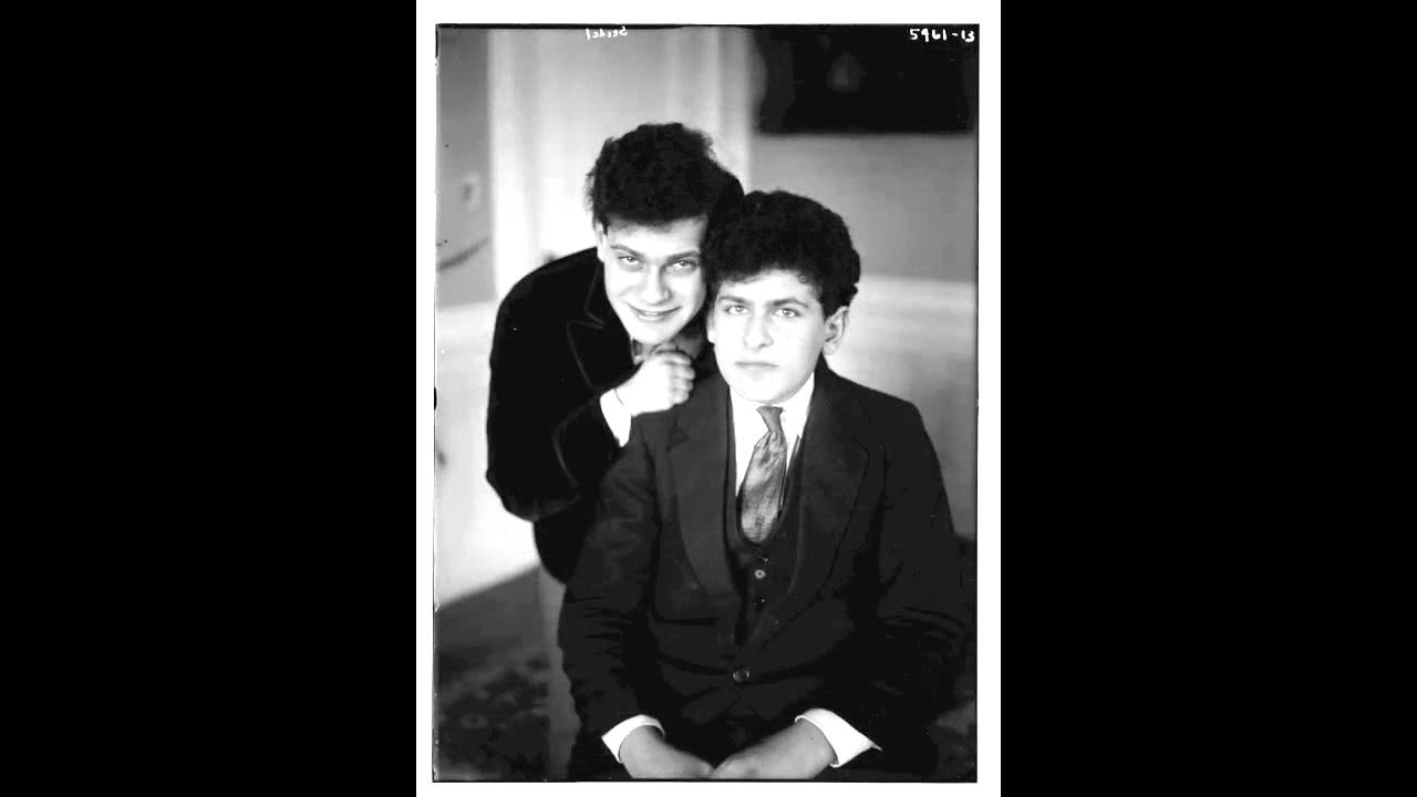 Toscha Seidel, Arthur Loesser - Brahms Violin Sonata No. 1 in G major ...