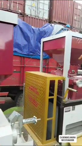 Alhamdulillah pengiriman sudah nyampai di pelabuhan meraoke papua mesin ...