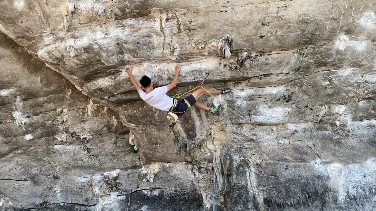Tidal Wave (7c) - Tonsai Roof, Krabi - YouTube