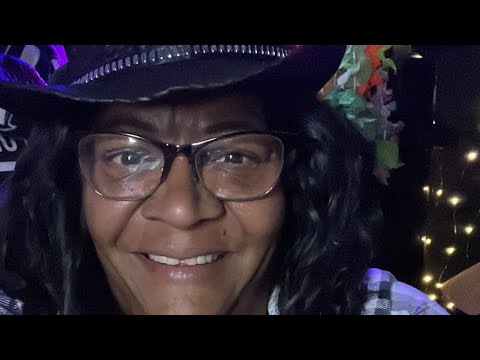 Tracy D Anderson & Family🖤 is live!What It Do 💫 - YouTube