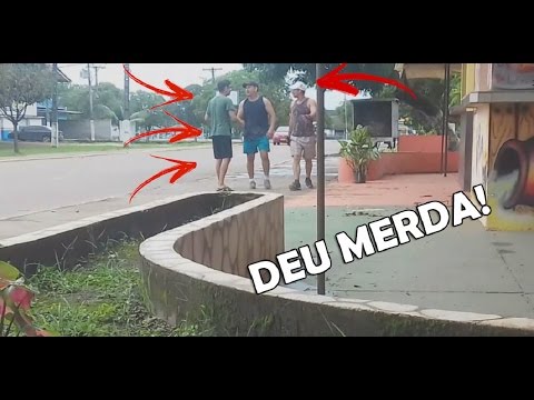 OFERECENDO A VIRGINDADE DO CÚ NA RUA - DESAFIO