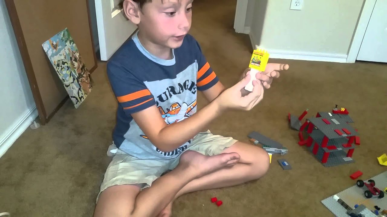 How to make a cool looking LEGO billboard - YouTube