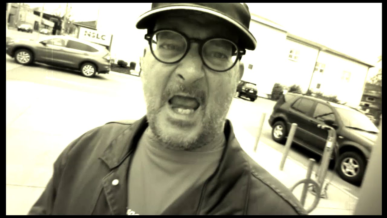 Meet Mike Kelly (Old Footage) - YouTube