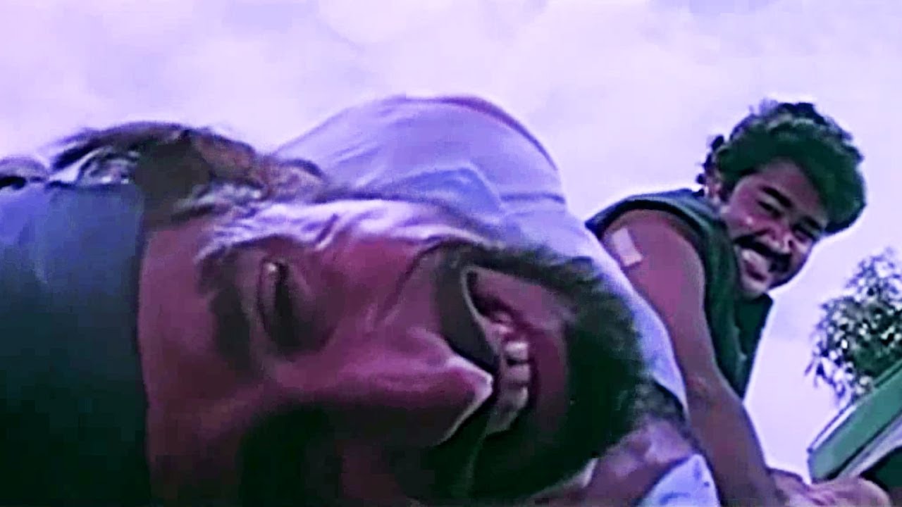 നിന്നെ ഞാൻ ഇന്ന് തീർക്കും | Mohanlal Fight Scene | Mass Scene ...