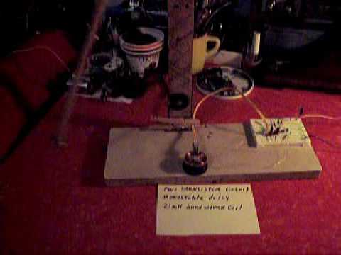 Pendulum driven by electromagnetic pulse circuit - YouTube