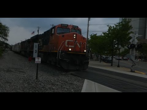 NB CN E251 with a 1st gen K5HL ft @aronkings - YouTube