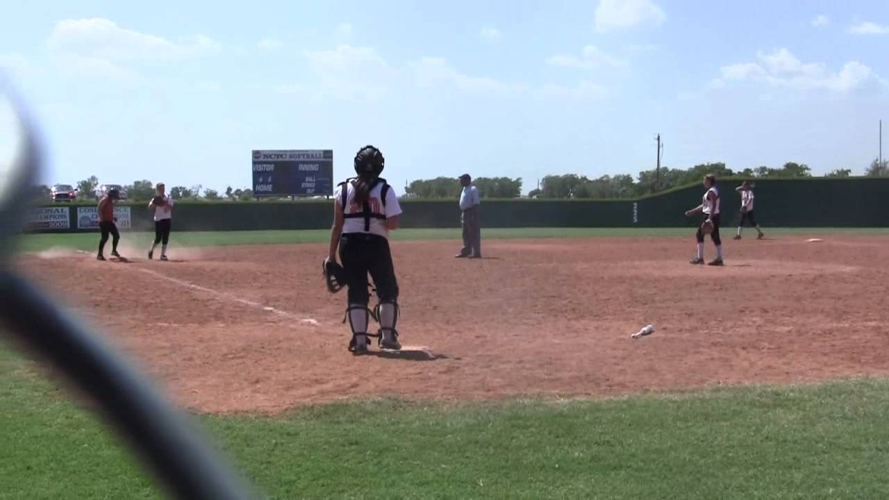 Texas Zoom Gold Softball @ North Central Texas College Batting ...