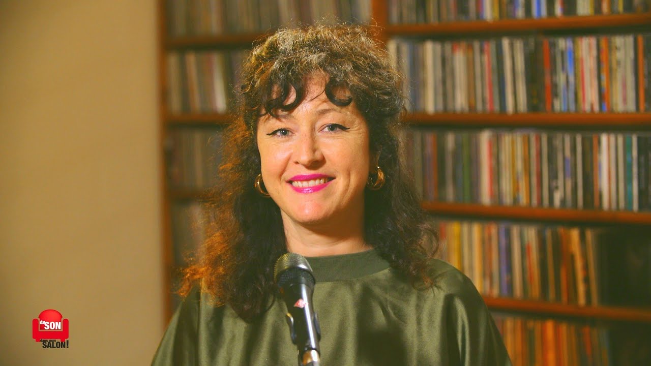 CECILE A - SESSION ACOUSTIQUE New world #368 - YouTube