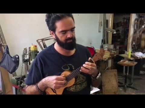 Roberto Moritz – Garlic Polka (Original Machete Song) - YouTube