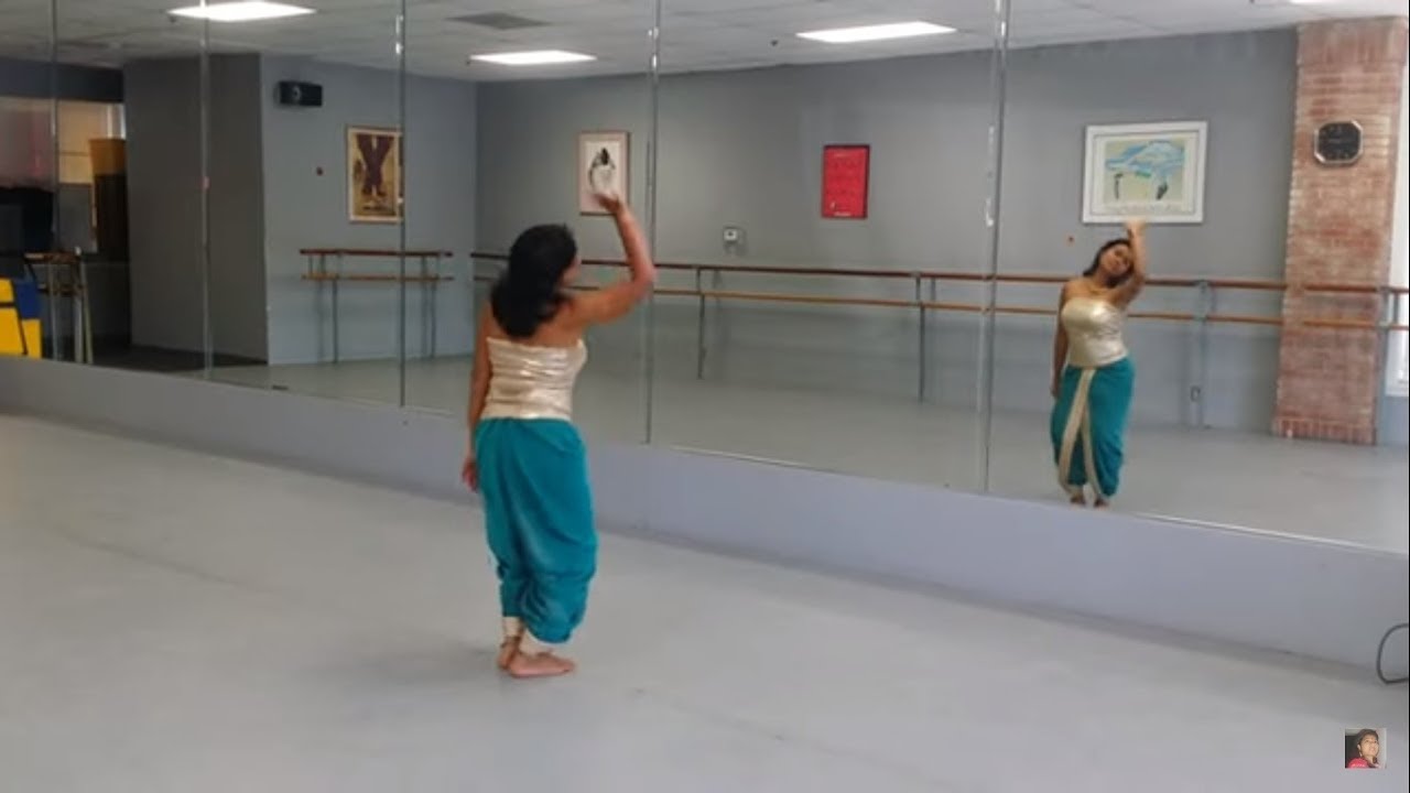 A river dance in kshatriya dhoti drape - YouTube