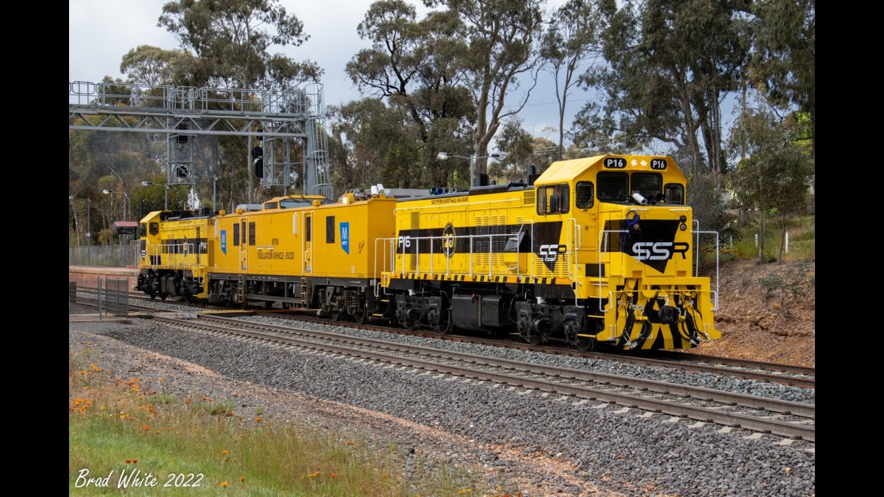 Trackside: SSR P's with EV120 to Echuca and S312 leads 9198 Nullawil ...