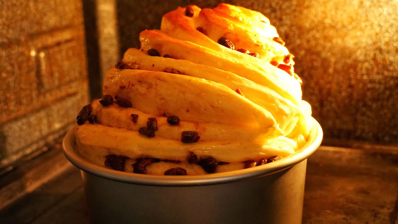 Red Bean Hand-Torn Bread | 商店裡買不到，完美家庭自製麵包食譜|DawnKee Cooking - YouTube