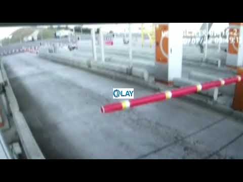 Kuzey Marmara Otoyolu Gişelerinde kaza anı