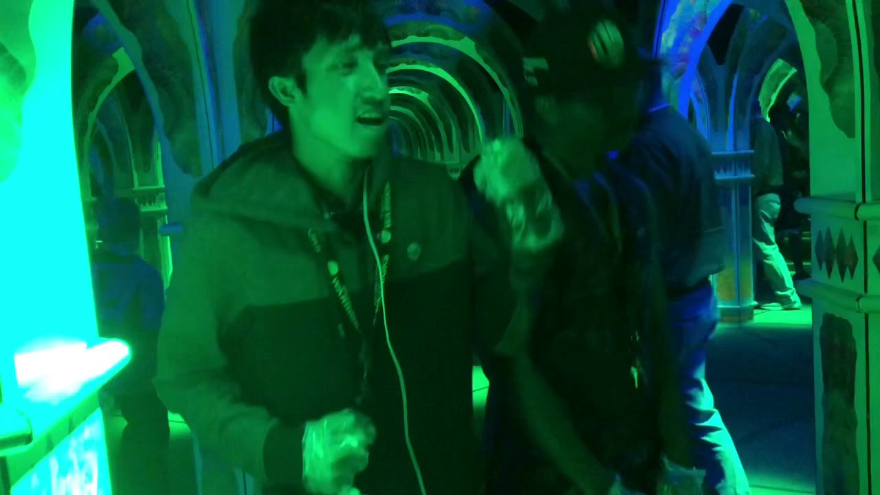 Blue face bus down Tatiana song - YouTube