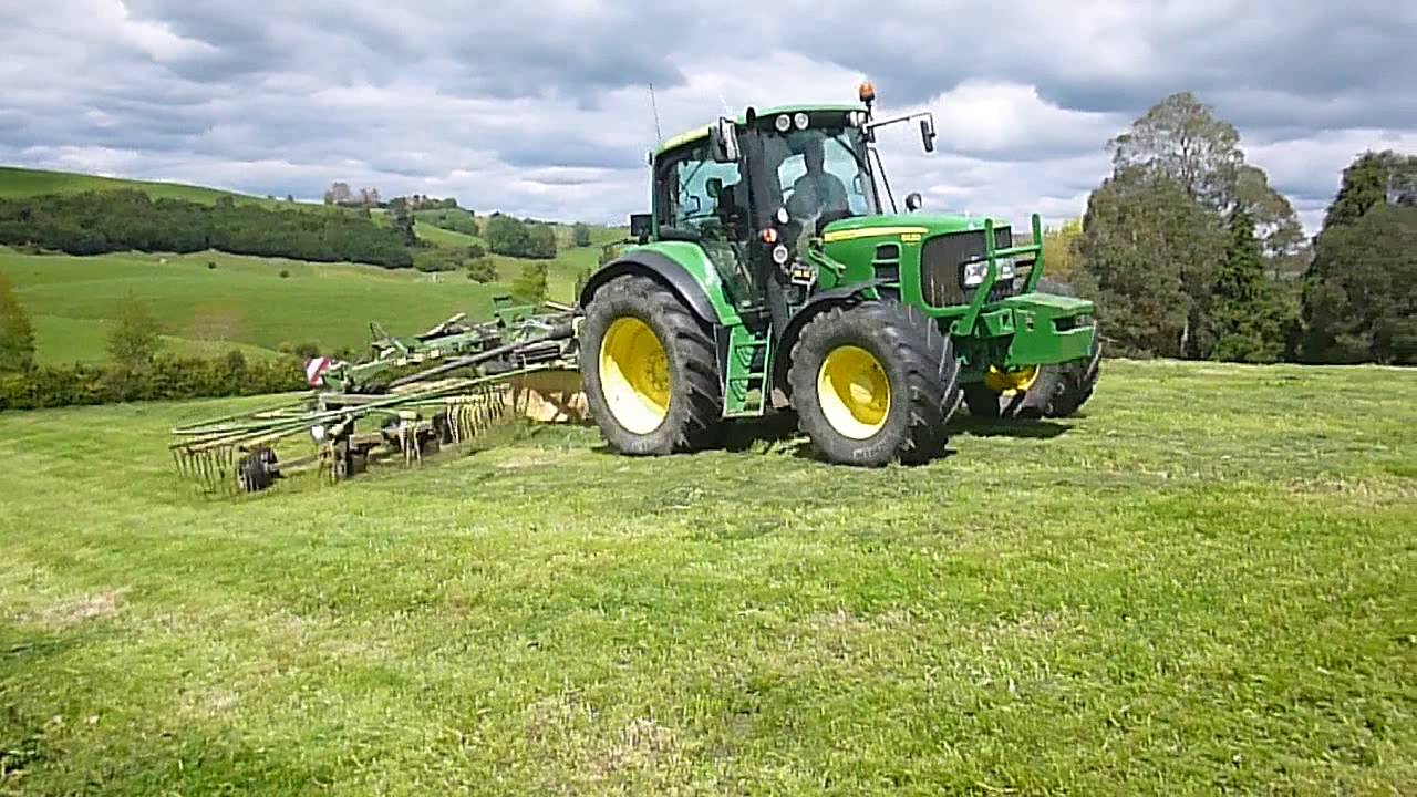 Raking with John Deere 6430, Silage 2016 - YouTube