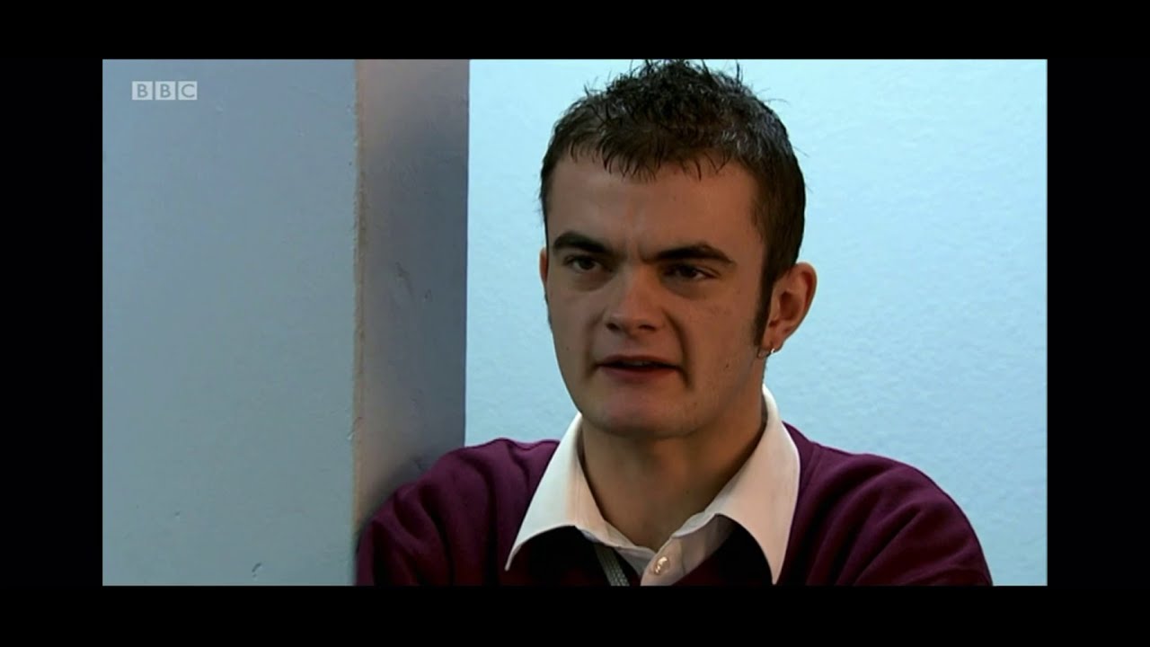 WR: Lewis Seddon Punches Rory Breas (S1X7) - YouTube