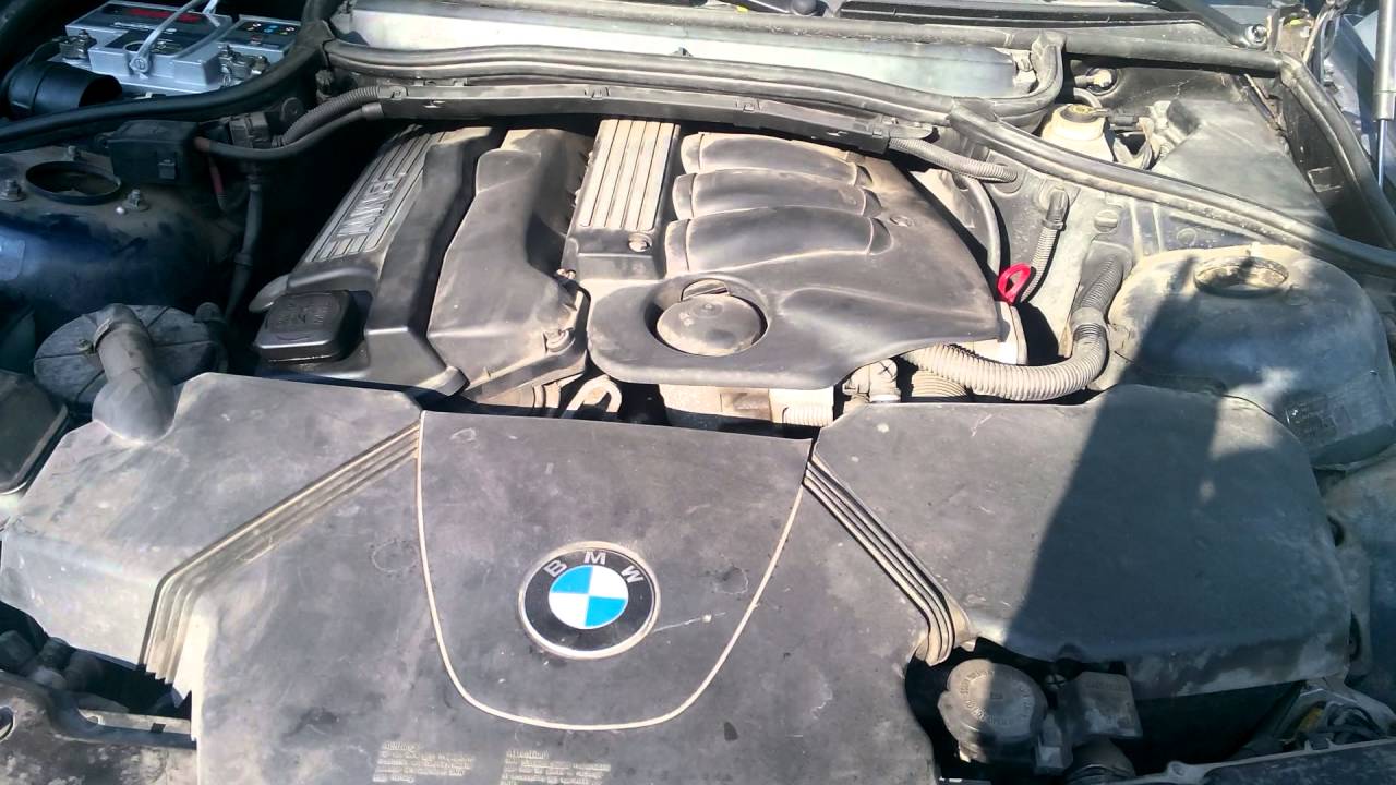E46 N42 cold start, noise - YouTube