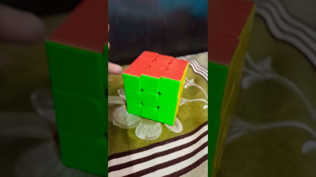 0.6 second 😱cube solved #rubikscube #cubber #fastcube #shortsviral - YouTube