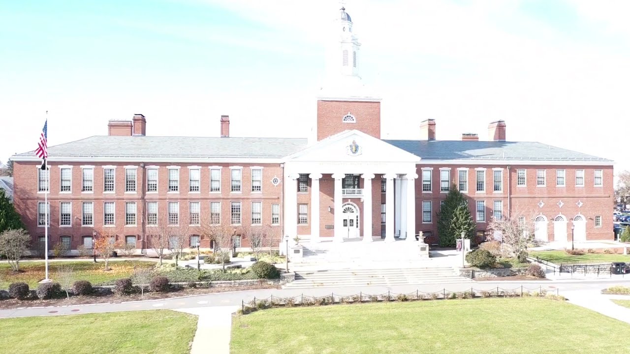 BSU Film/Video Production I Students Learn How To Use A Drone - YouTube