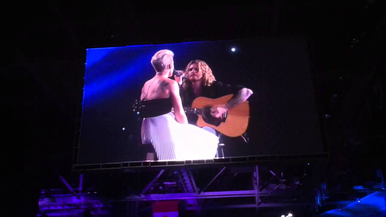 Pink Concert Live Tampa FL 2013 - YouTube