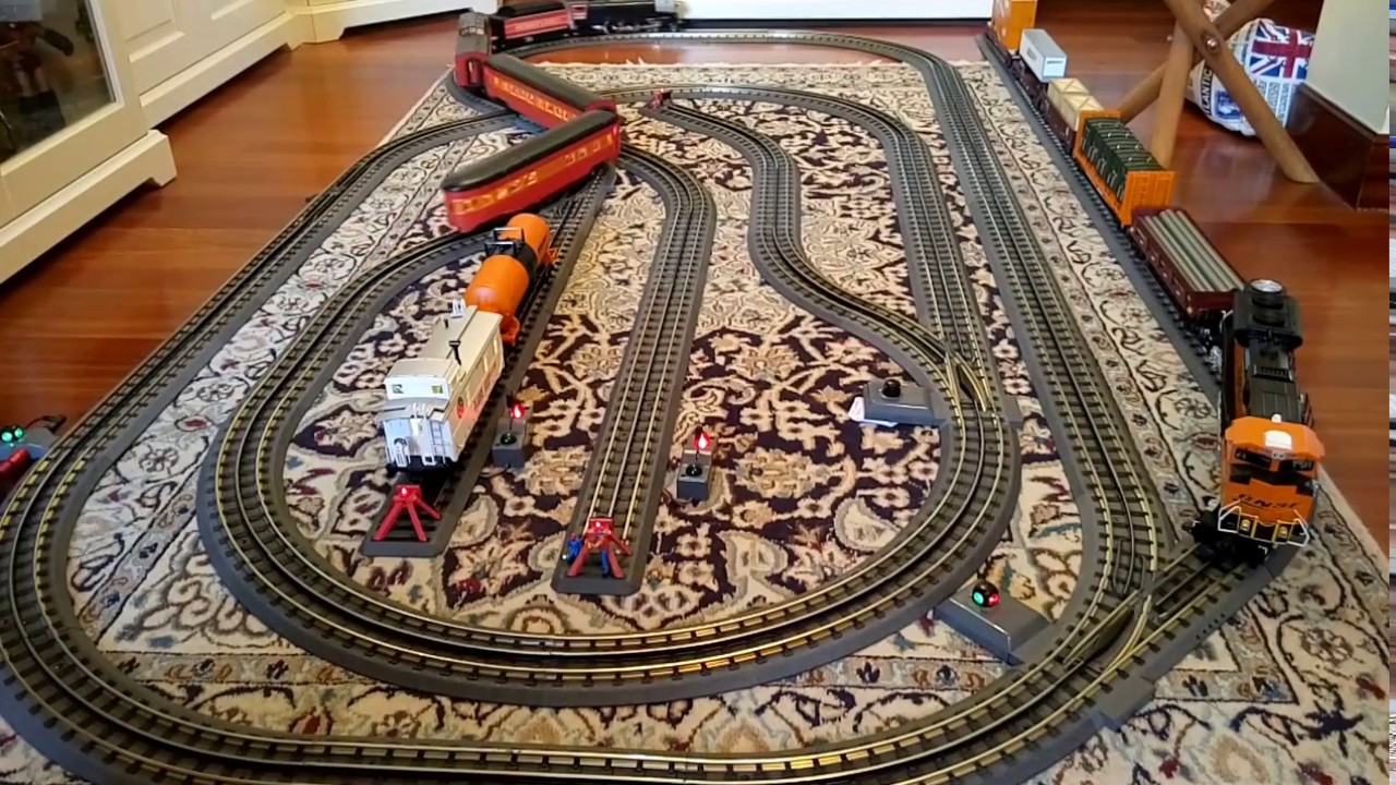 MTH & Lionel O scale small floor layout. Episode VI. - YouTube