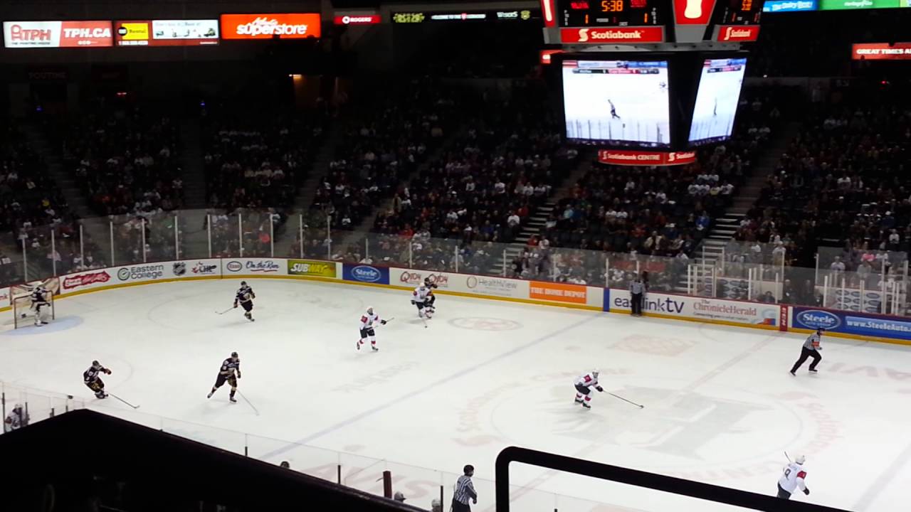 Halifax Moosehead's game - YouTube