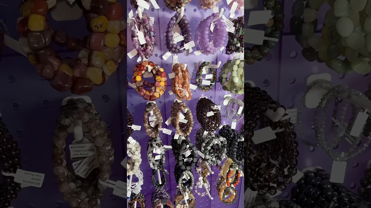 Pack a crystal order #bestcrystalstores #crystalstores #healingcrystals ...