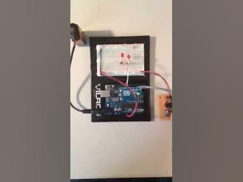 Debounced switches using Schmitt Triggers. - YouTube