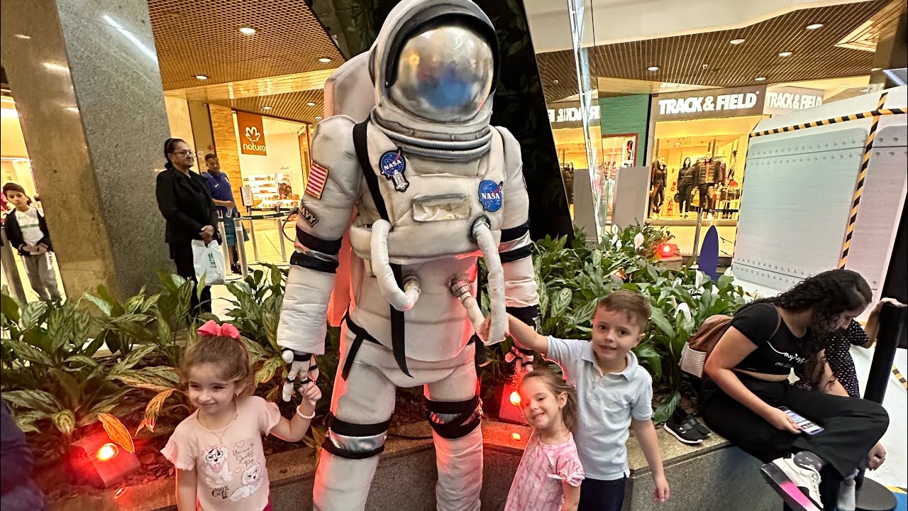 Space experience!! Uma exposição da NASA - YouTube