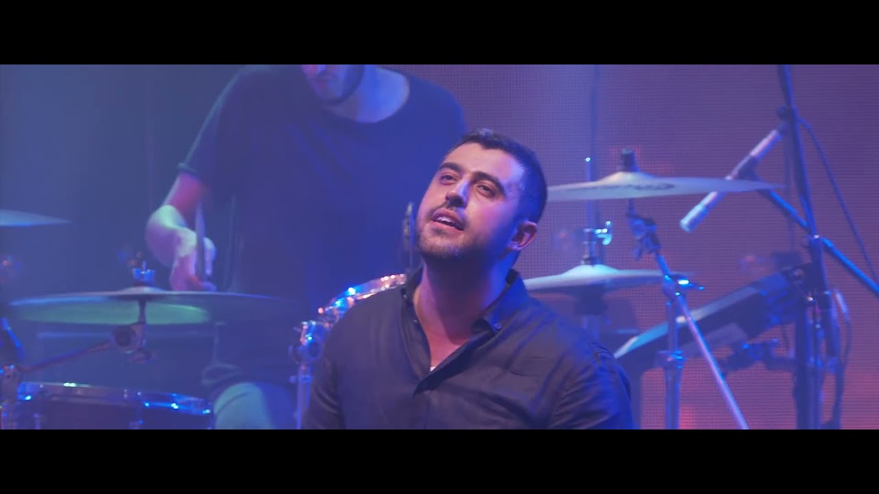 live | Ishai Ribo & Akiva | Do No Let Go | English CC - YouTube