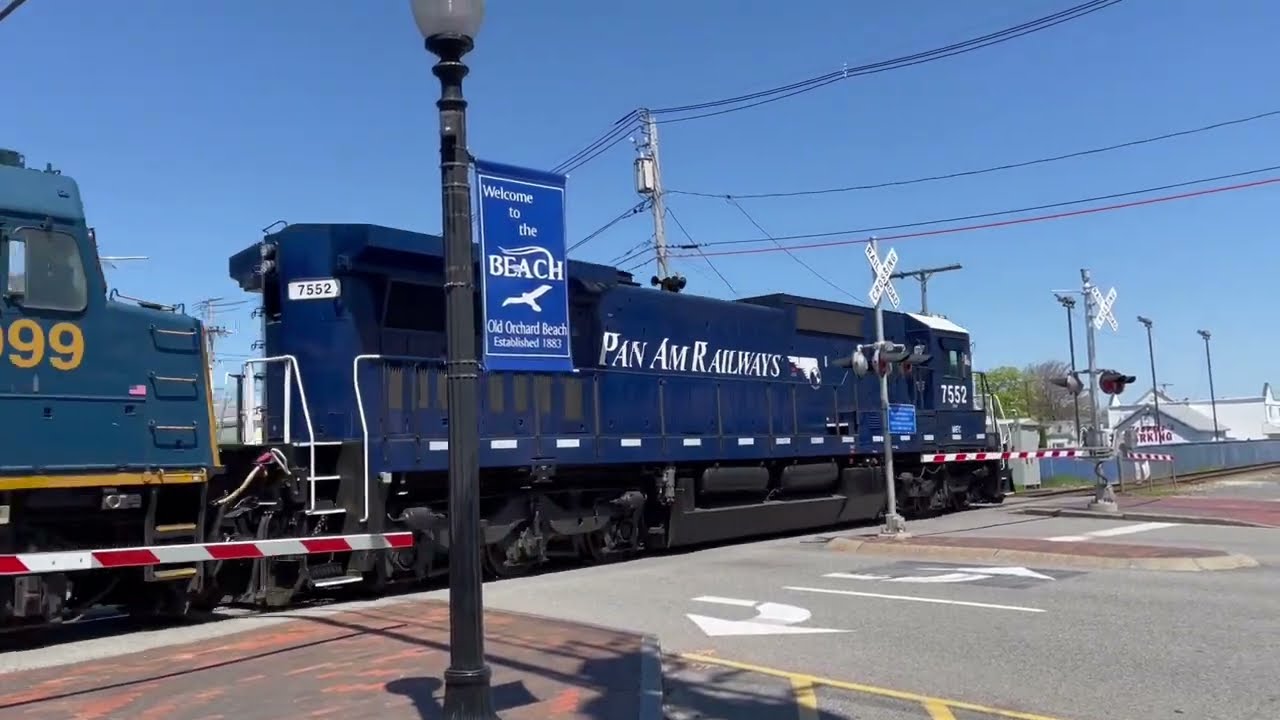 CSX passenger train led by ex-Amtrak CSX #9999 and a Downeaster in Old ...