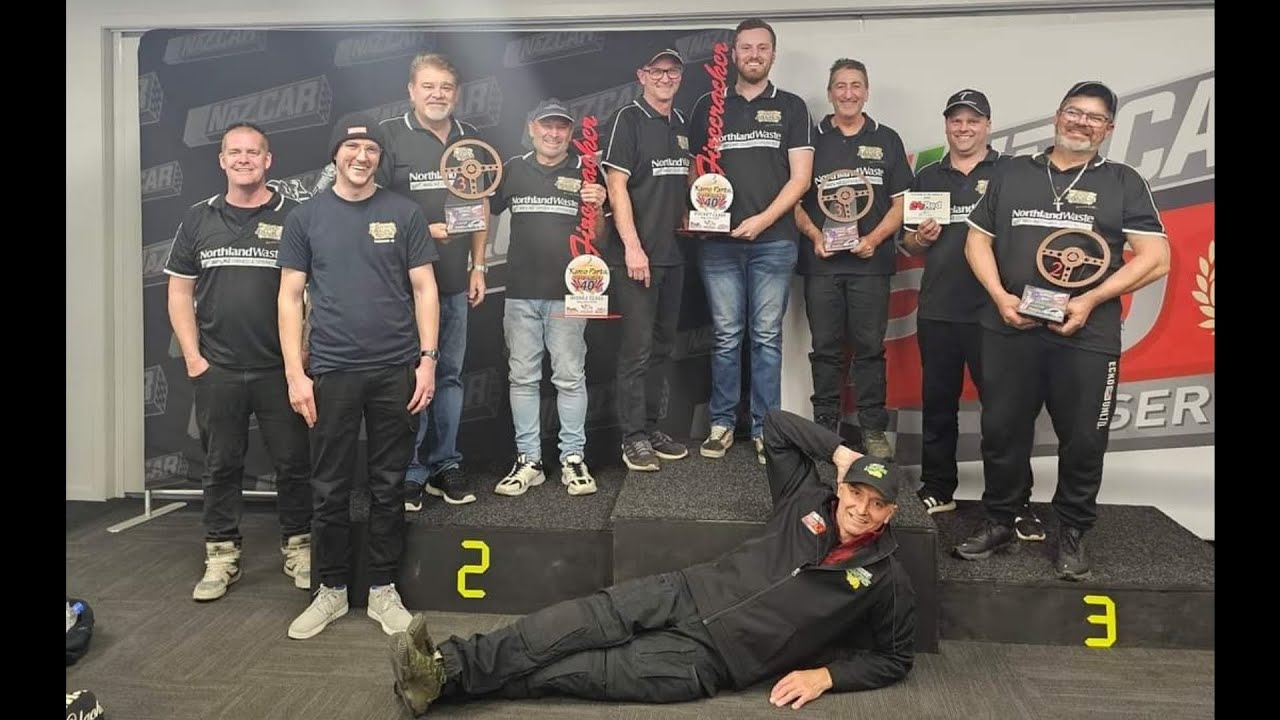 "Mega Series" Firecracker 40 Hampton downs Wheelie Racing & Green Zed ...