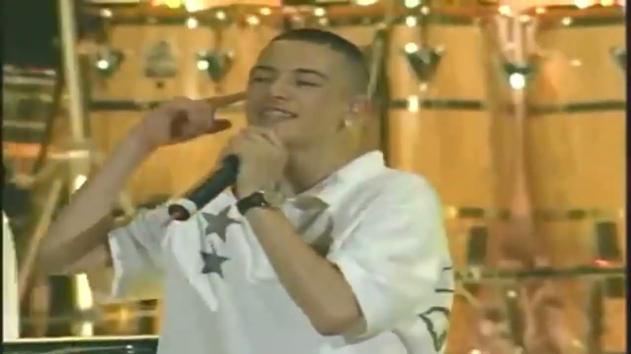Kumbia Kings sabes a chocolate en vivo desde Monterrey - YouTube