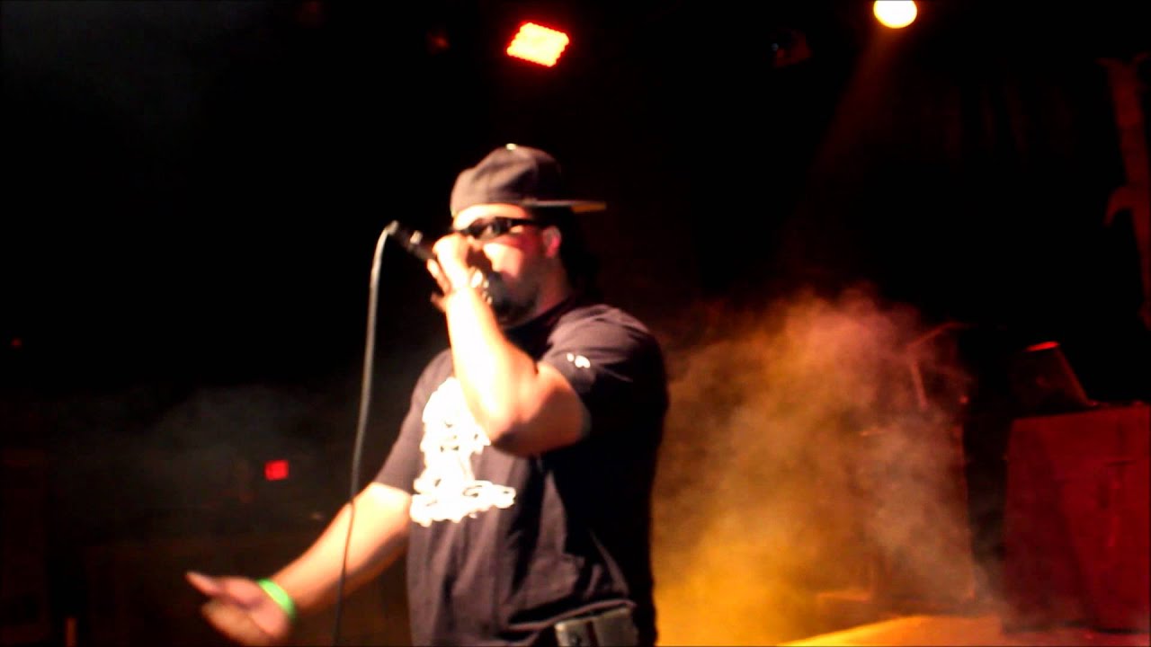B.I.G. FELLA (@WalkinSIMCard) LIVE @ EMPIRE 7-27-12 - YouTube