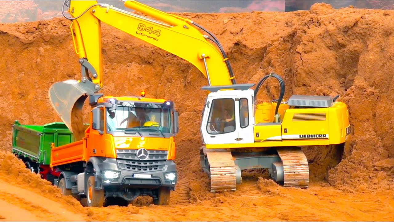 SUPER CONSTRUCTION WORLD ACTION - EXTRA LONG BEST OF - LIEBHERR DIGGER ...