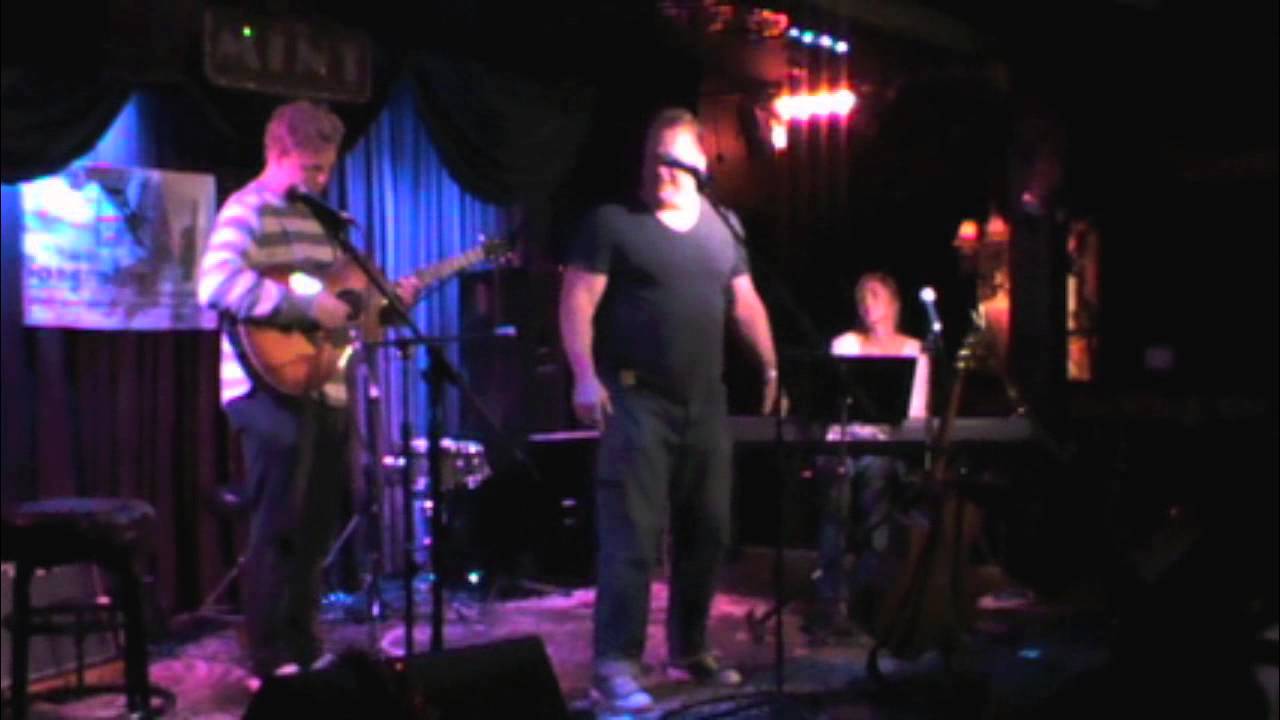 Fairy Tale of New York cover by Michael Vanags-live at The Mint, Los ...