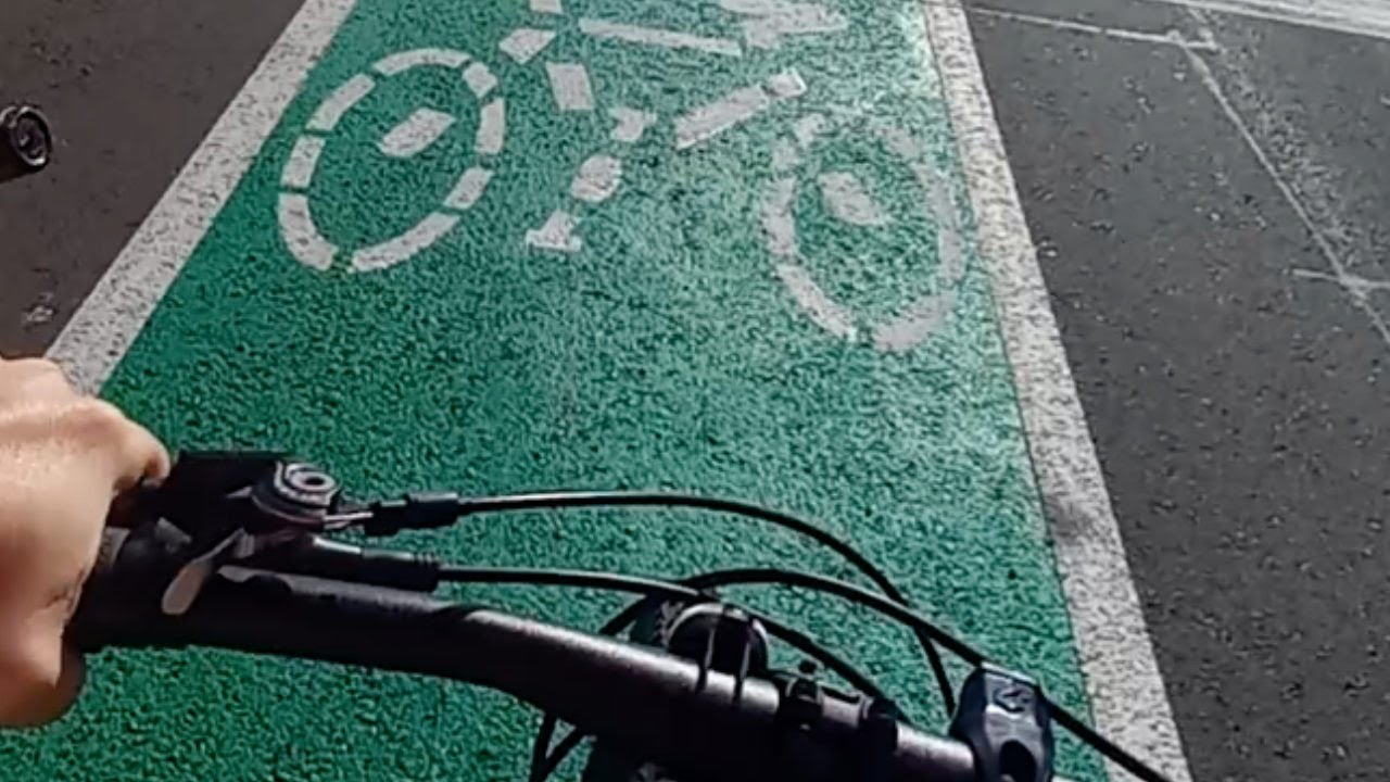 10-minute cycle ride around New Plymouth - YouTube