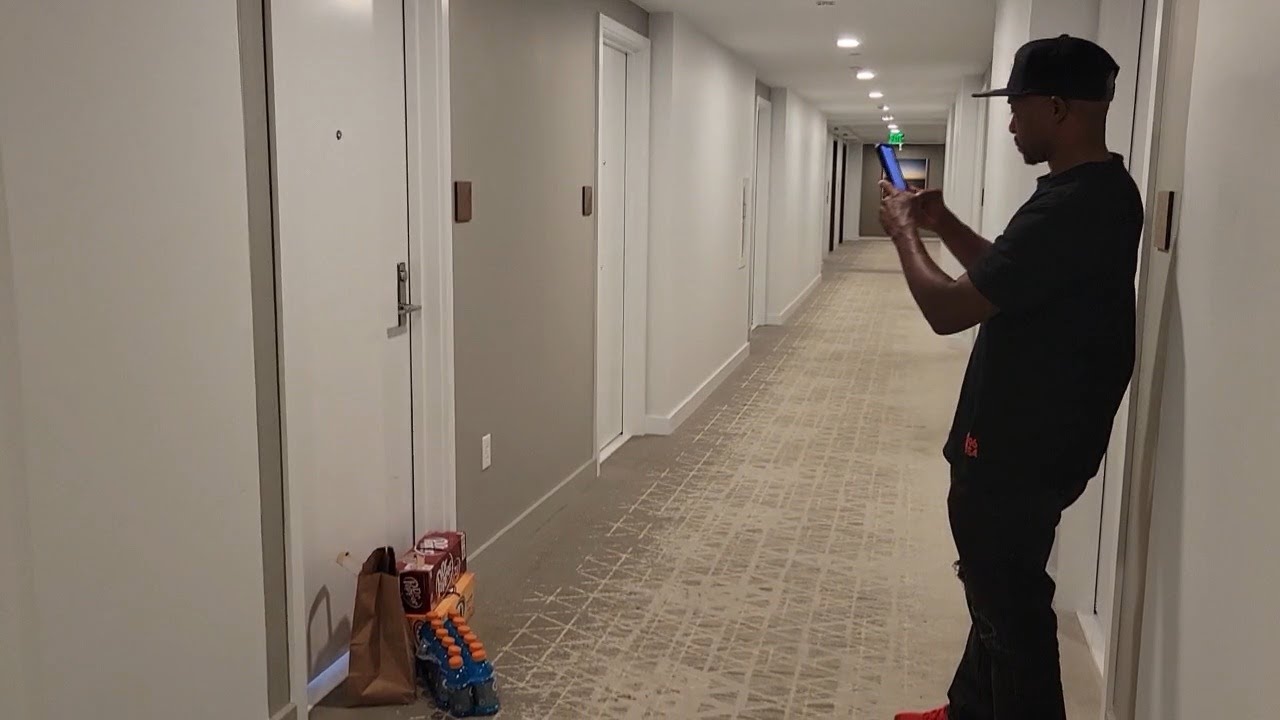 With speed and care, one DoorDasher in Hawaii rakes in over $100K - YouTube