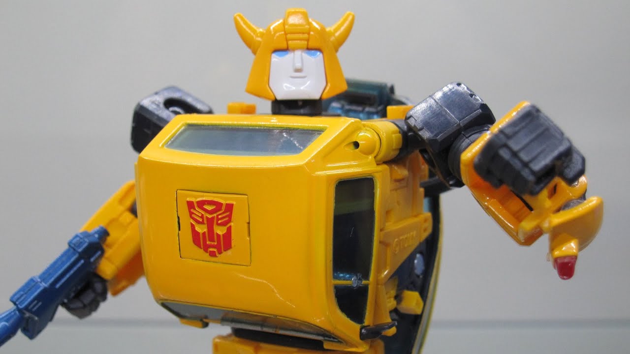 Transformers Masterpiece MP-21 Bumblebee - YouTube