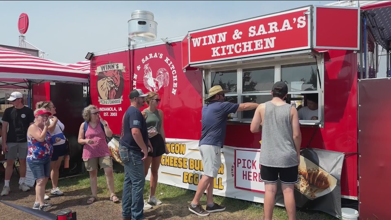 Winner of Iowa State Fair's 2025 Best New Food contest crowned - YouTube