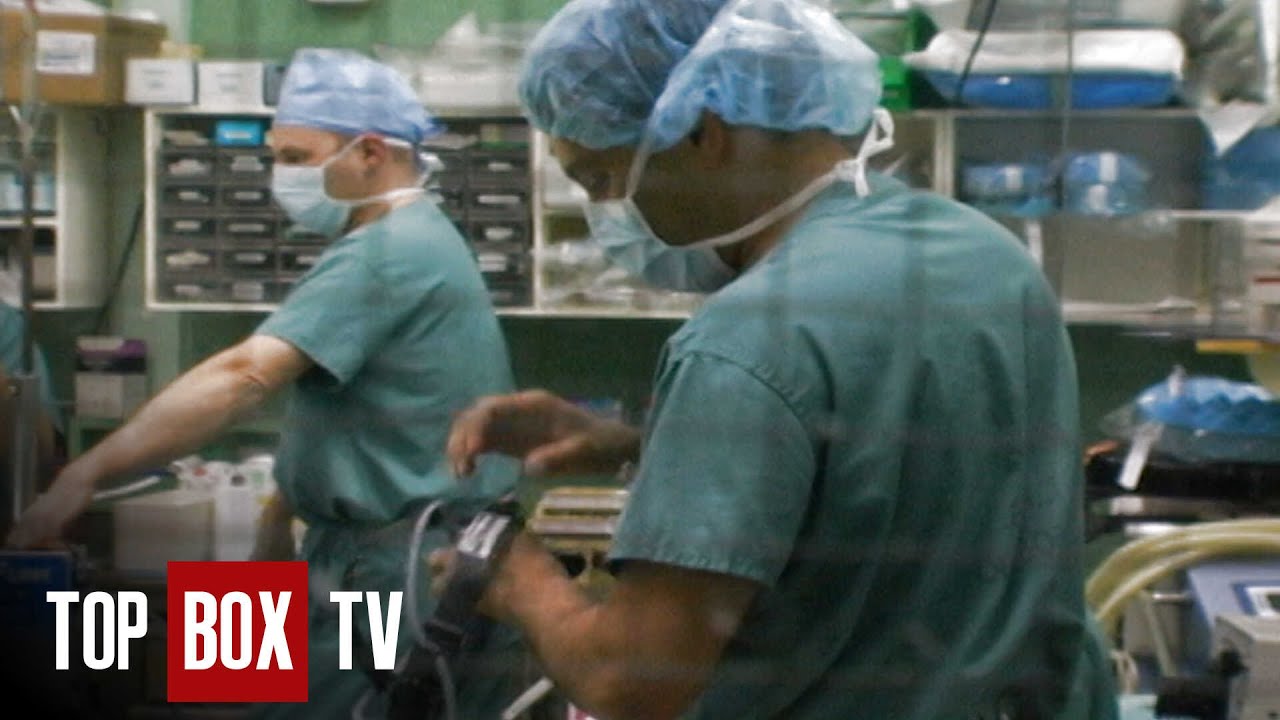 Fast Paced ER In Canada - The Surgeons - Dr. Daryl Gray - YouTube